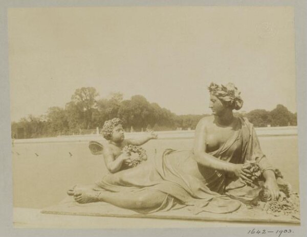 Photograph | Atget, Jean-Eugène-Auguste | V&A Explore The Collections