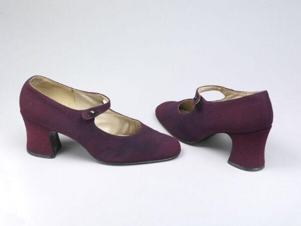 Pair of Shoes | V&A Explore The Collections