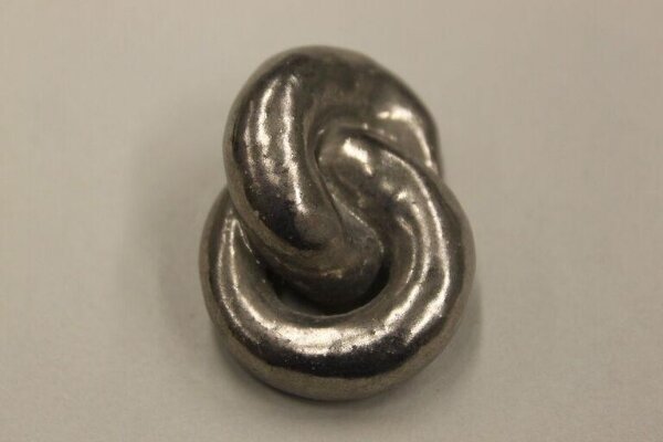 Brooch | Lucie Rie | V&A Explore The Collections