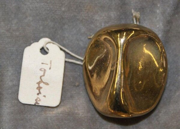 Button | Lucie Rie | V&A Explore The Collections