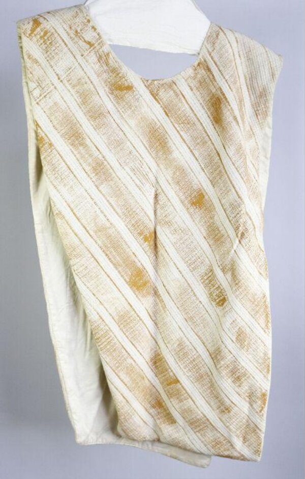 Tabard | Aldred, Gordon | V&A Explore The Collections