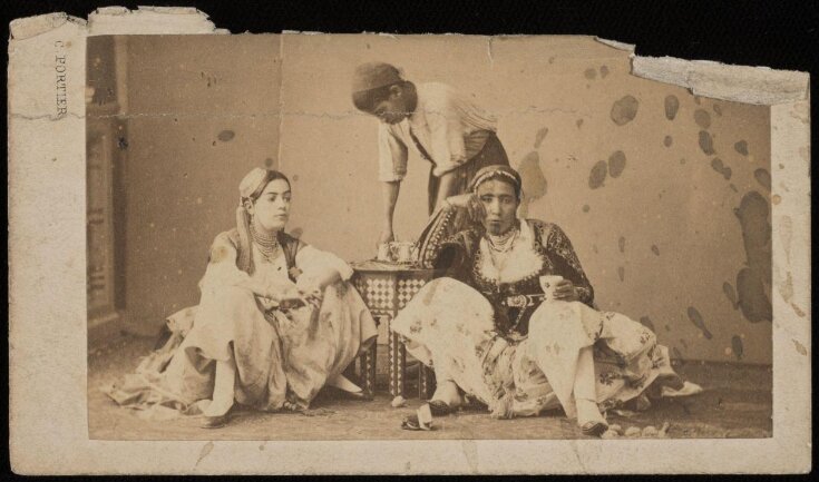 Photograph | Portier | V&A Explore The Collections