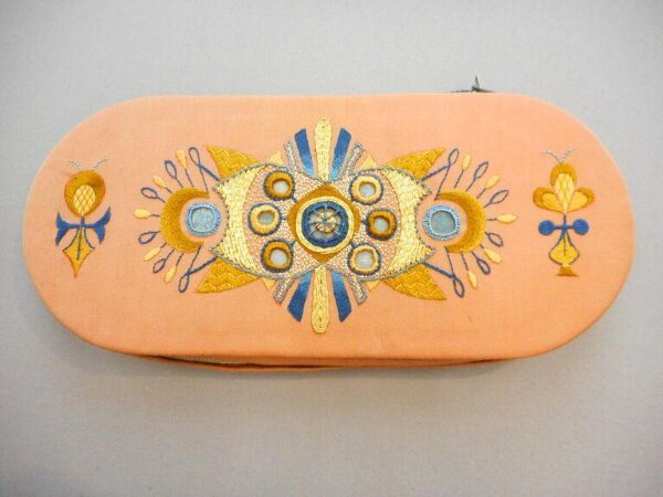 Manicure Case | Elizabeth Geddes | Elizabeth Geddes | V&A Explore The ...