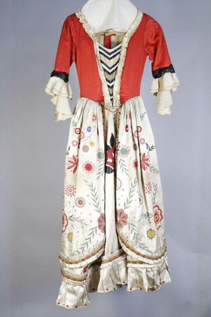 Theatre Costume | George Sheringham | V&A Explore The Collections