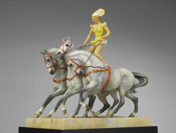 In the Ring | Lindner, Doris | V&A Explore The Collections