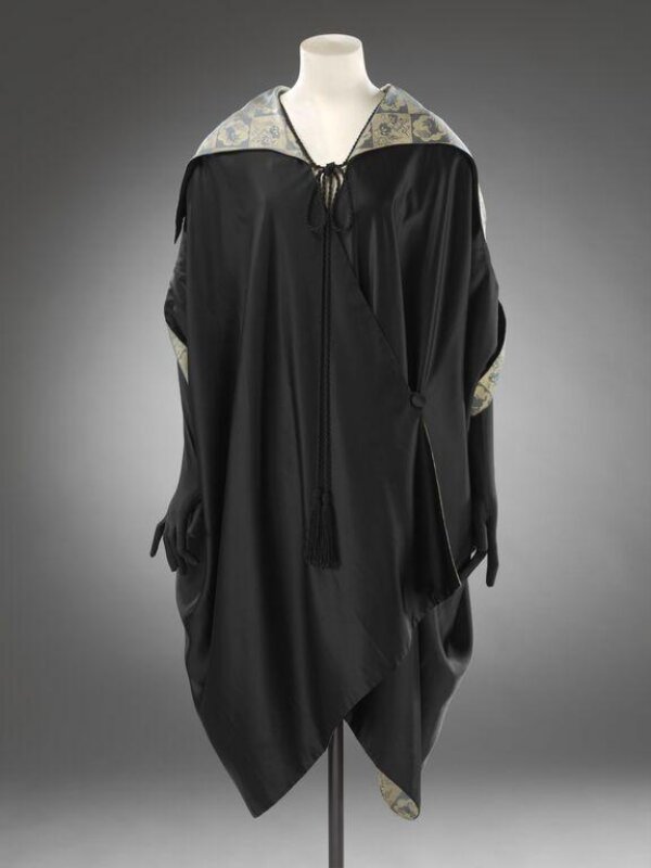 Evening Coat | V&A Explore The Collections