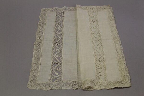 Tray Cloth | Unknown | V&A Explore The Collections