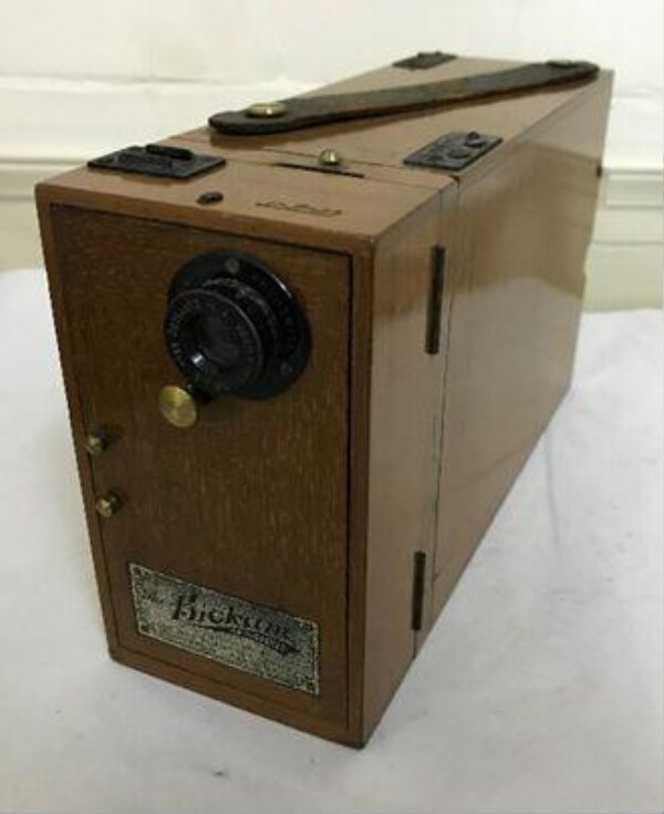 Camera | Alfred Darling | V&A Explore The Collections