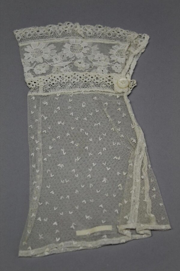 Sleeves | Mary Manson | V&A Explore The Collections