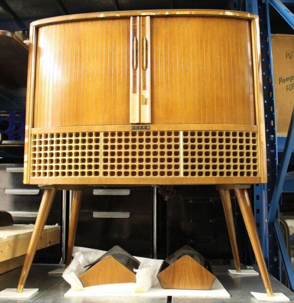 Radiogram and Speakers | V&A Explore The Collections