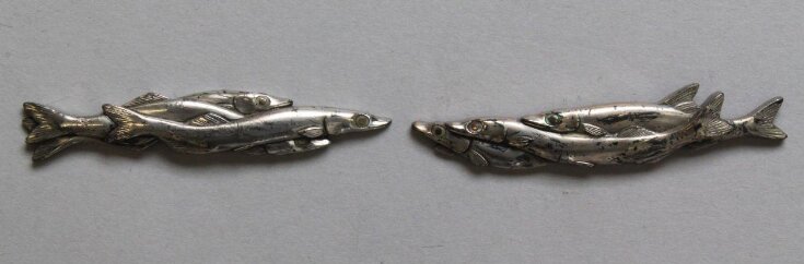 Pair of Menuki | V&A Explore The Collections