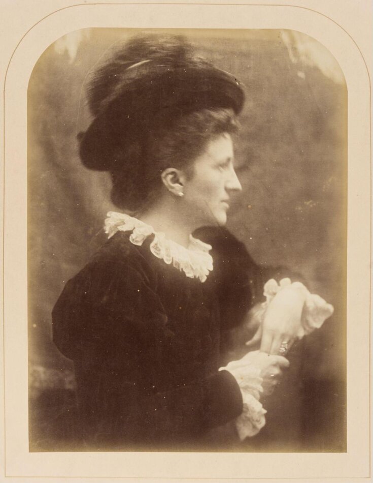 Lady Hood | Julia Margaret Cameron | V&A Explore The Collections
