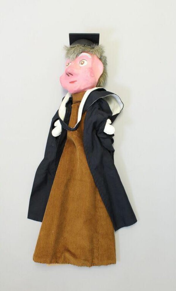 Glove Puppet | Paul Hansard | V&A Explore The Collections