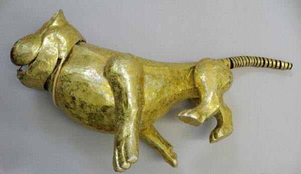 Golden dog puppet | Stanislawska-Howurkowa, Zofia | V&A Explore The ...