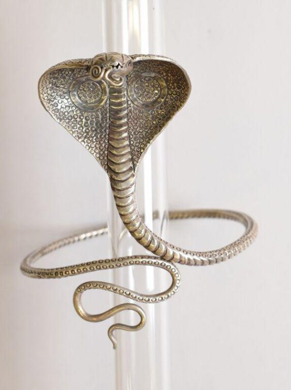 Upper Armlet | V&A Explore The Collections