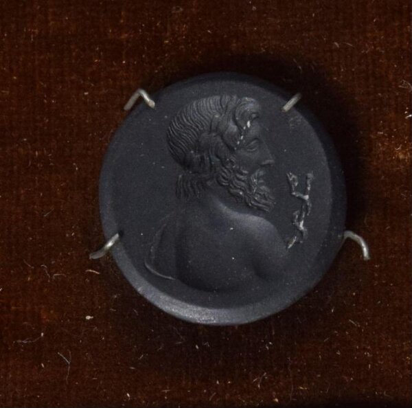 Intaglio | V&A Explore The Collections