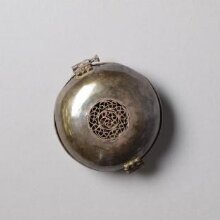 Scent Case | V&A Explore The Collections