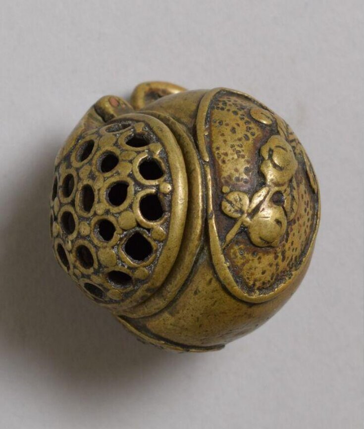 Netsuke | V&A Explore The Collections