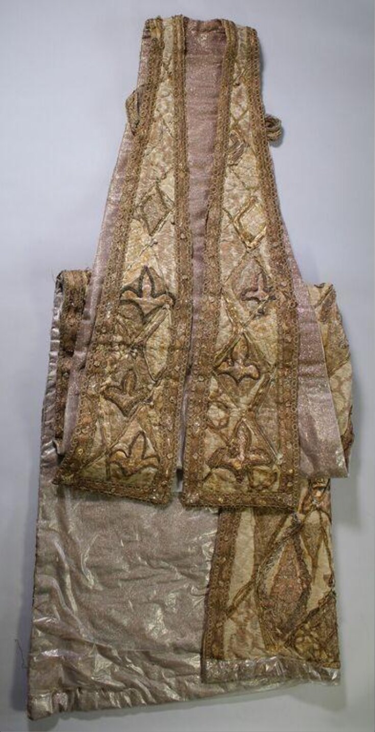 Tabard worn by Ian McKellen as Richard II | Goodchild, Tim | V&A ...