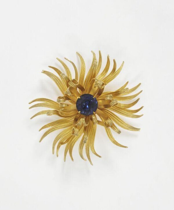 Brooch | Denis, Mimi | V&A Explore The Collections