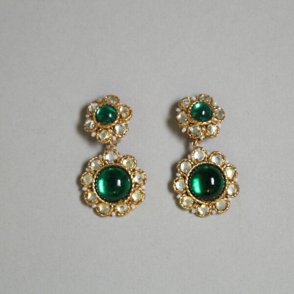 Earring | Skillen, Hugh | V&A Explore The Collections