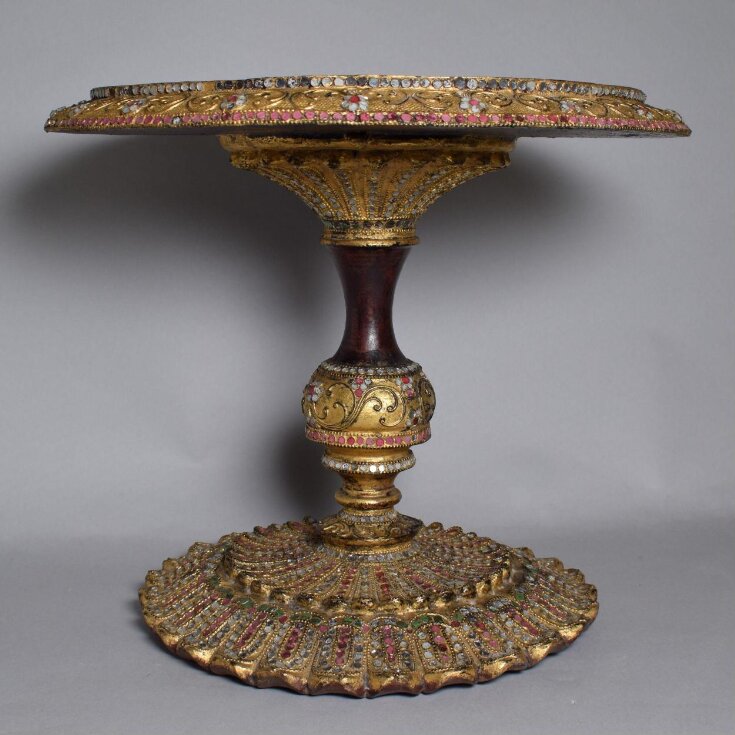 Stand | V&A Explore The Collections