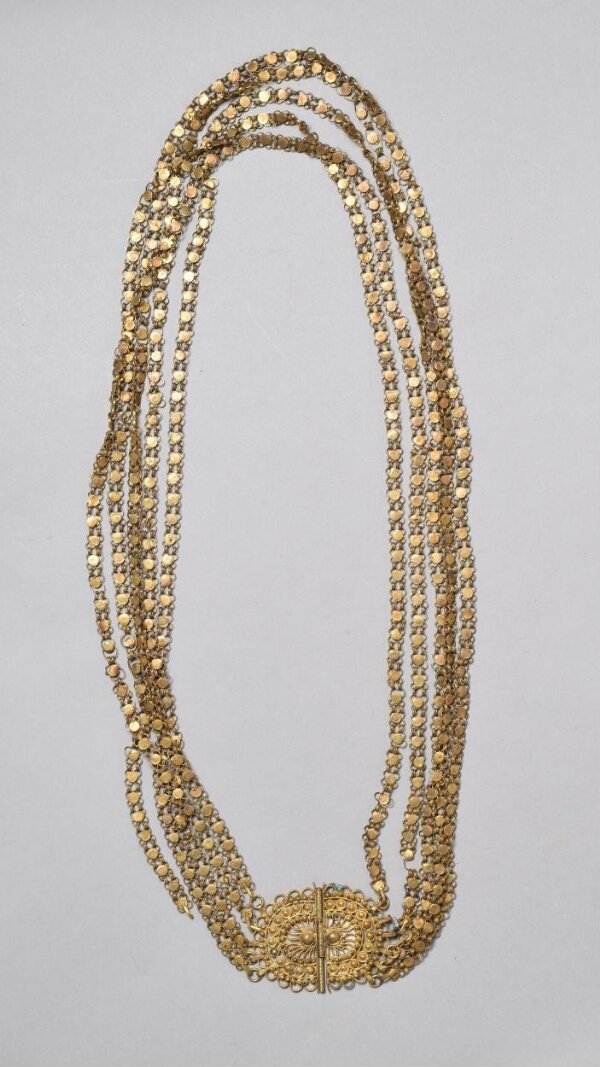 Necklet | V&A Explore The Collections