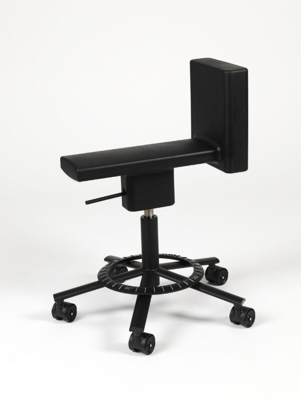 360 chair | Konstantin Grcic | V&A Explore The Collections