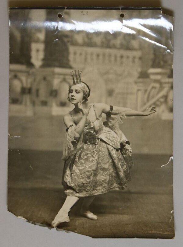 The Sleeping Princess | V&A Explore The Collections