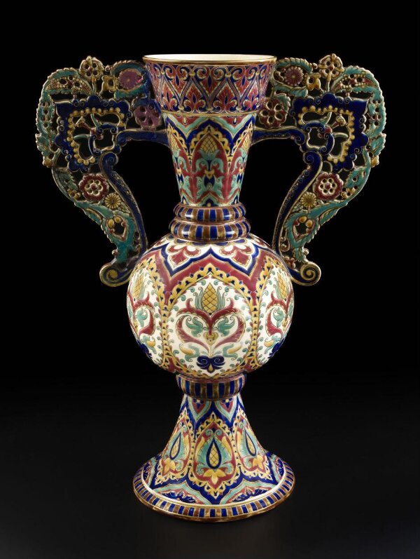 'Alhambra' vase | V&A Explore The Collections