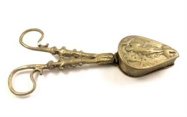 Snuffer | V&A Explore The Collections