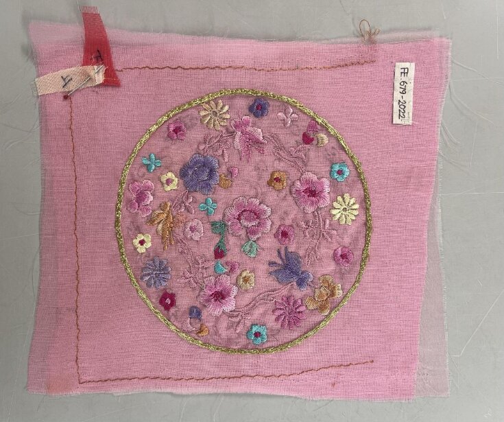 Embroidery sample | Lee Young Hee | V&A Explore The Collections