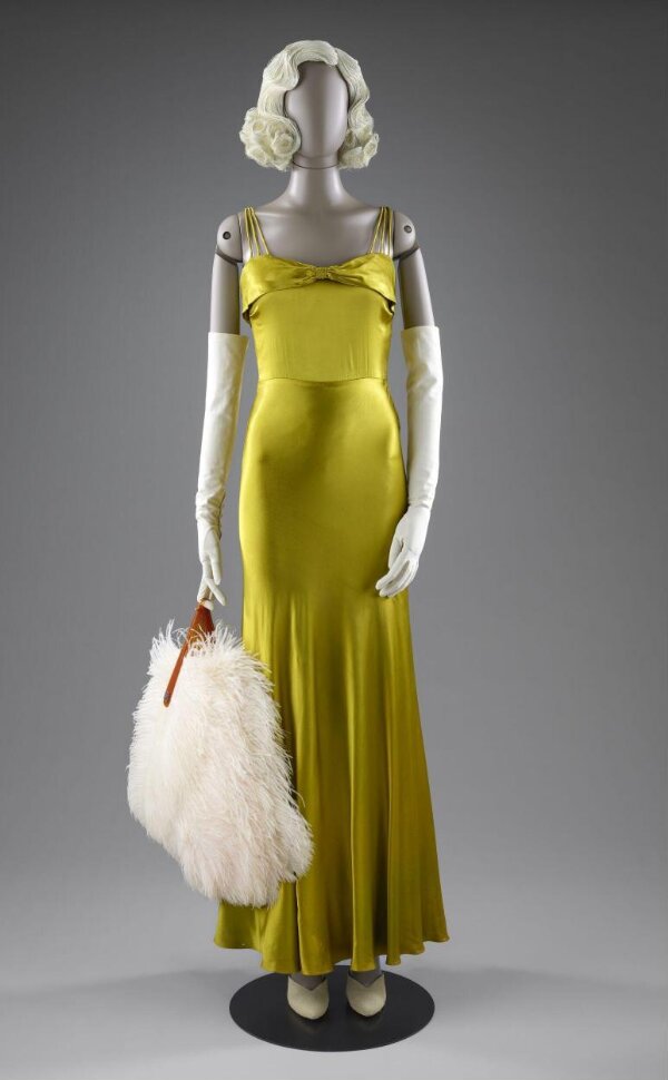 costume | McCosh, Alison | V&A Explore The Collections