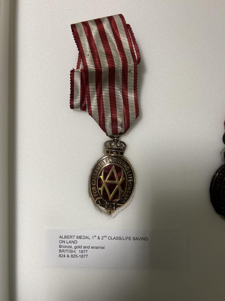 The Albert Medal: First Class, 'for Gallantry in saving life on land ...