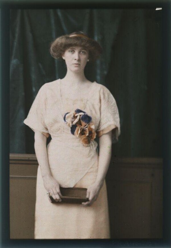 Photographs | Stein, Simon Leonard | V&A Explore The Collections