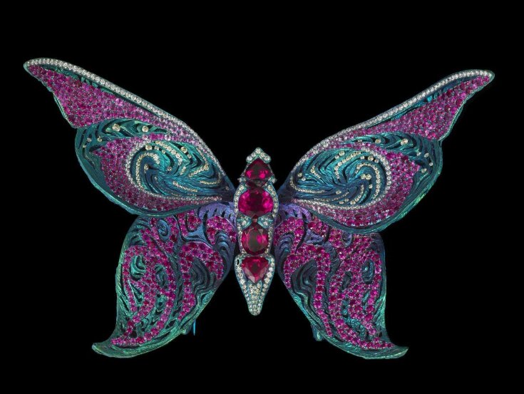 'Half a Century' brooch' | Wallace Chan | V&A Explore The Collections
