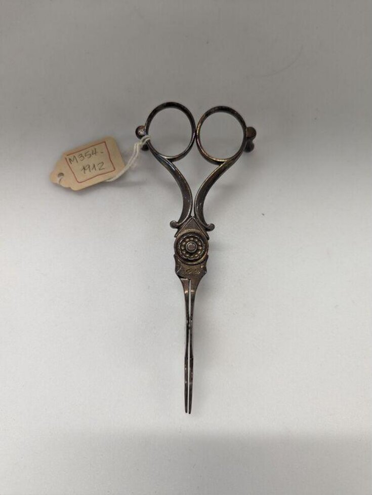 Snuffer | V&A Explore The Collections
