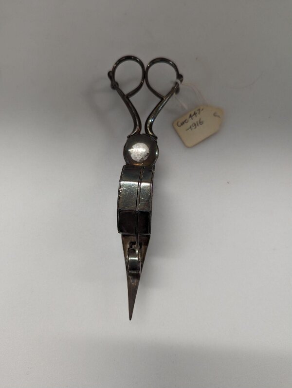 Snuffer | V&A Explore The Collections