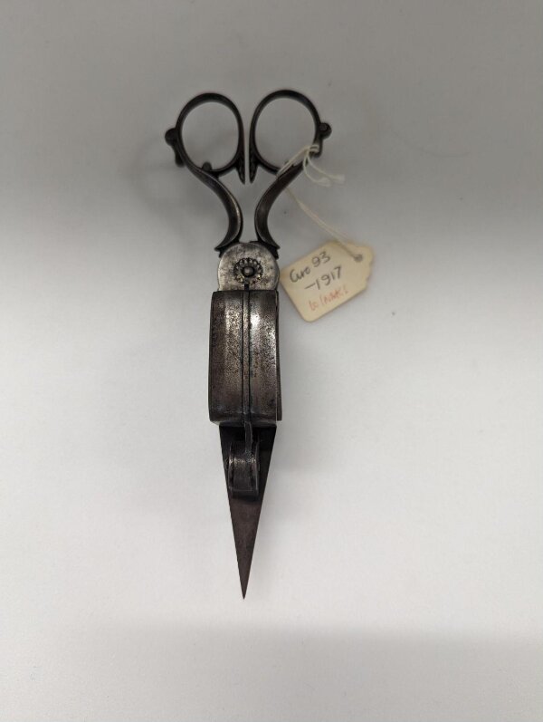 Snuffer | V&A Explore The Collections