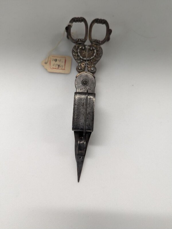 Snuffer | V&A Explore The Collections