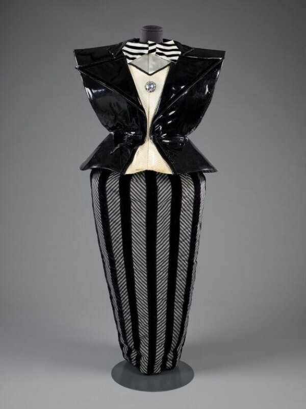 Ensemble | Bowie, David | Mark Ravitz | V&A Explore The Collections